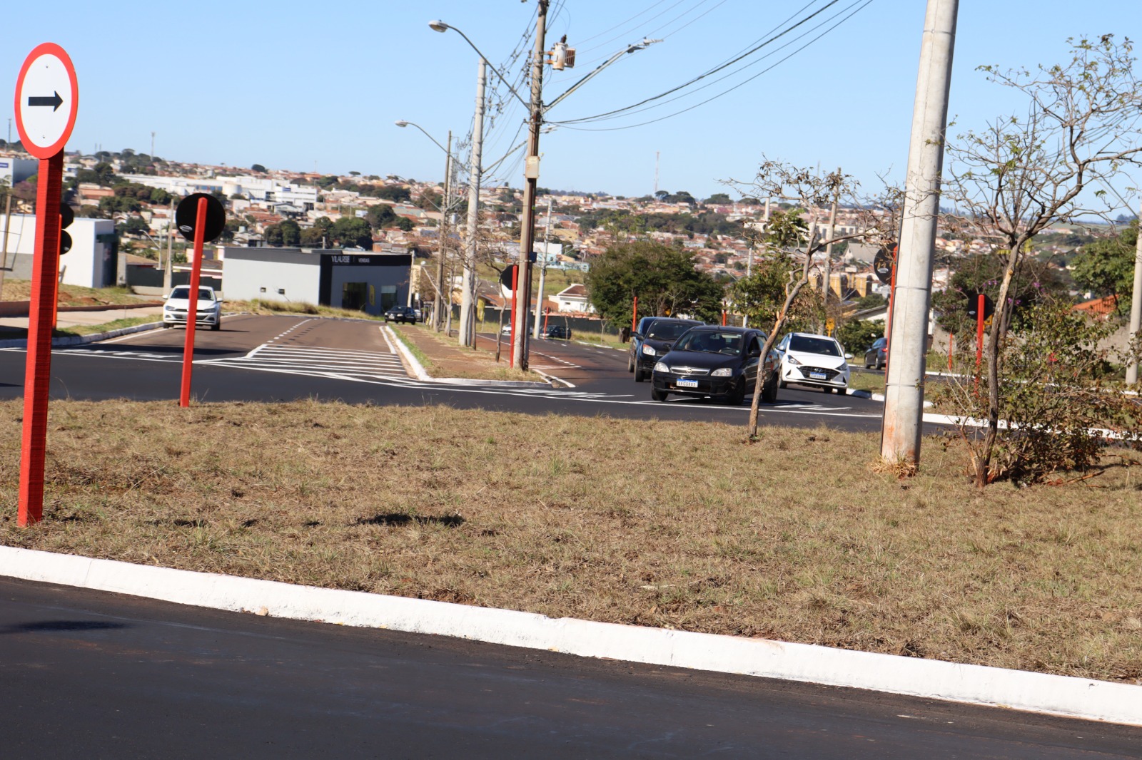 Prefeitura inaugura rotatória na Bruno Ruggiero - São Carlos em Rede